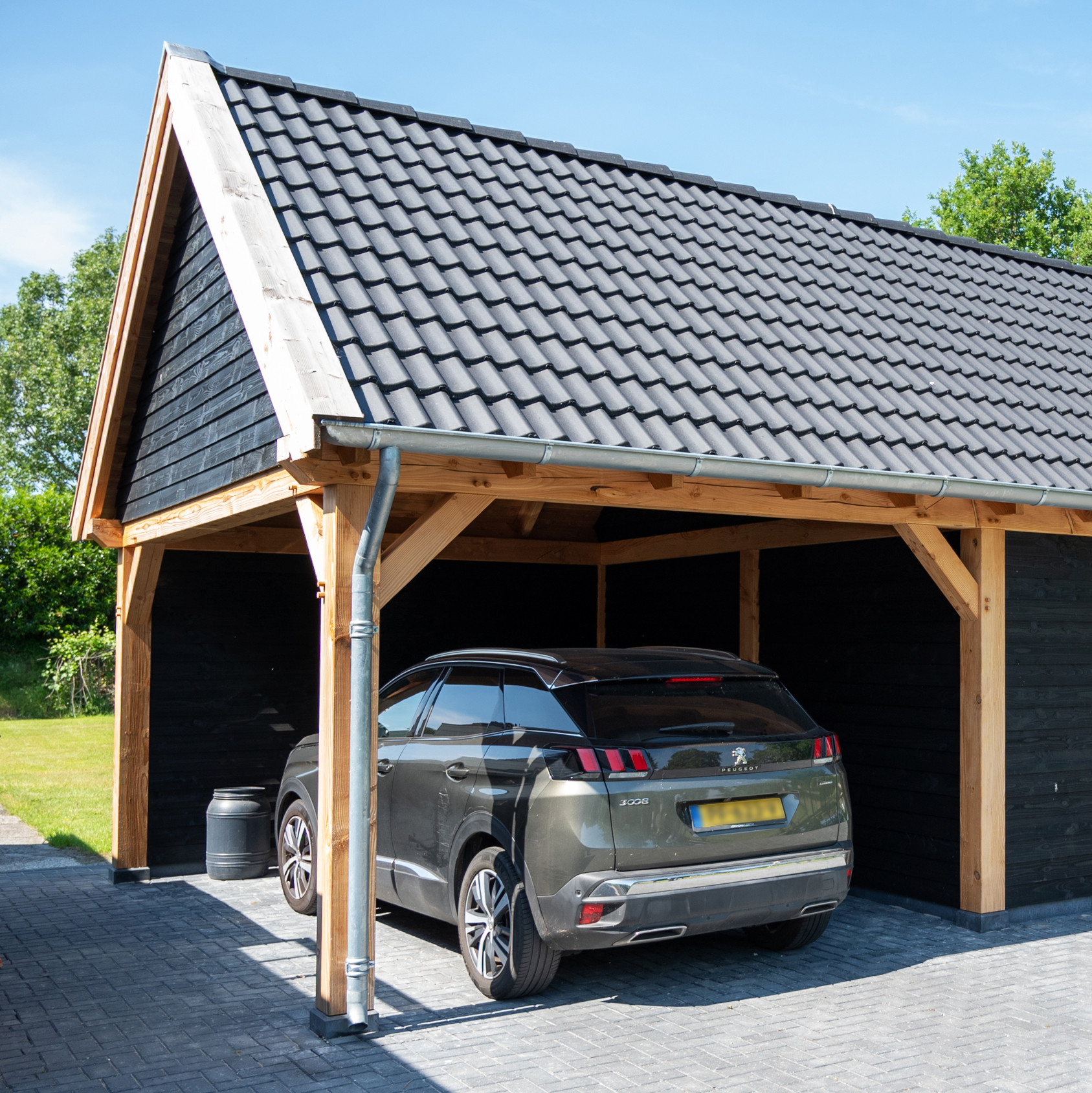Houten garage met overkapping | Trendhout